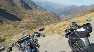 La Traversée des Pyrénées à moto (7 jours) - Hedonist Motorcycle Tours